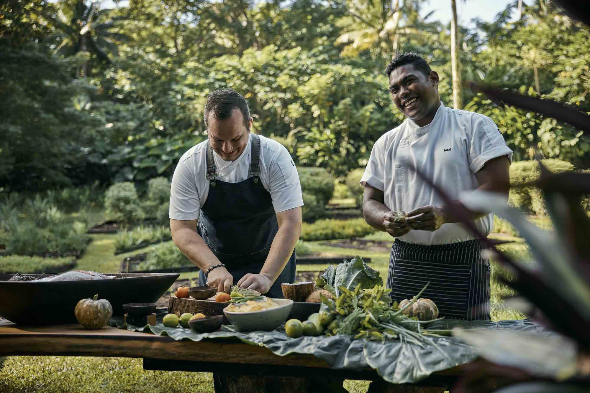 Fiji Luxury Travel Cook Book With Gourmet Traveller